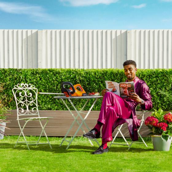 Easi Does It - Discover Flymo's cordless Easi Range